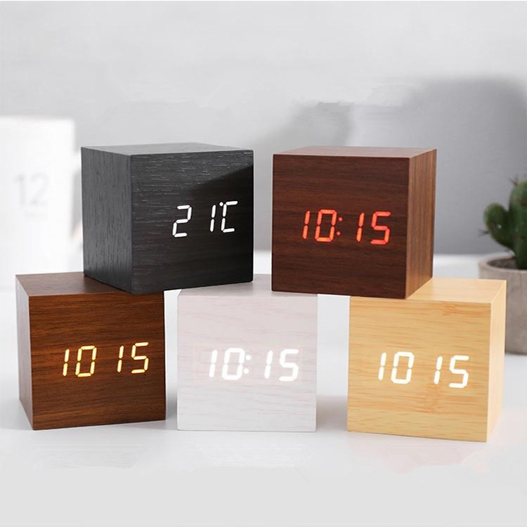 V-C070 Wooden desk table alarm clock Fonts 3D Digital wood Temperature ...
